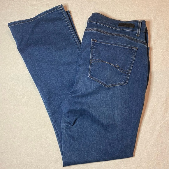 Lee | Jeans | Lee Easy Fit Womens Bootcut Fit Blue Denim Jeans | Poshmark